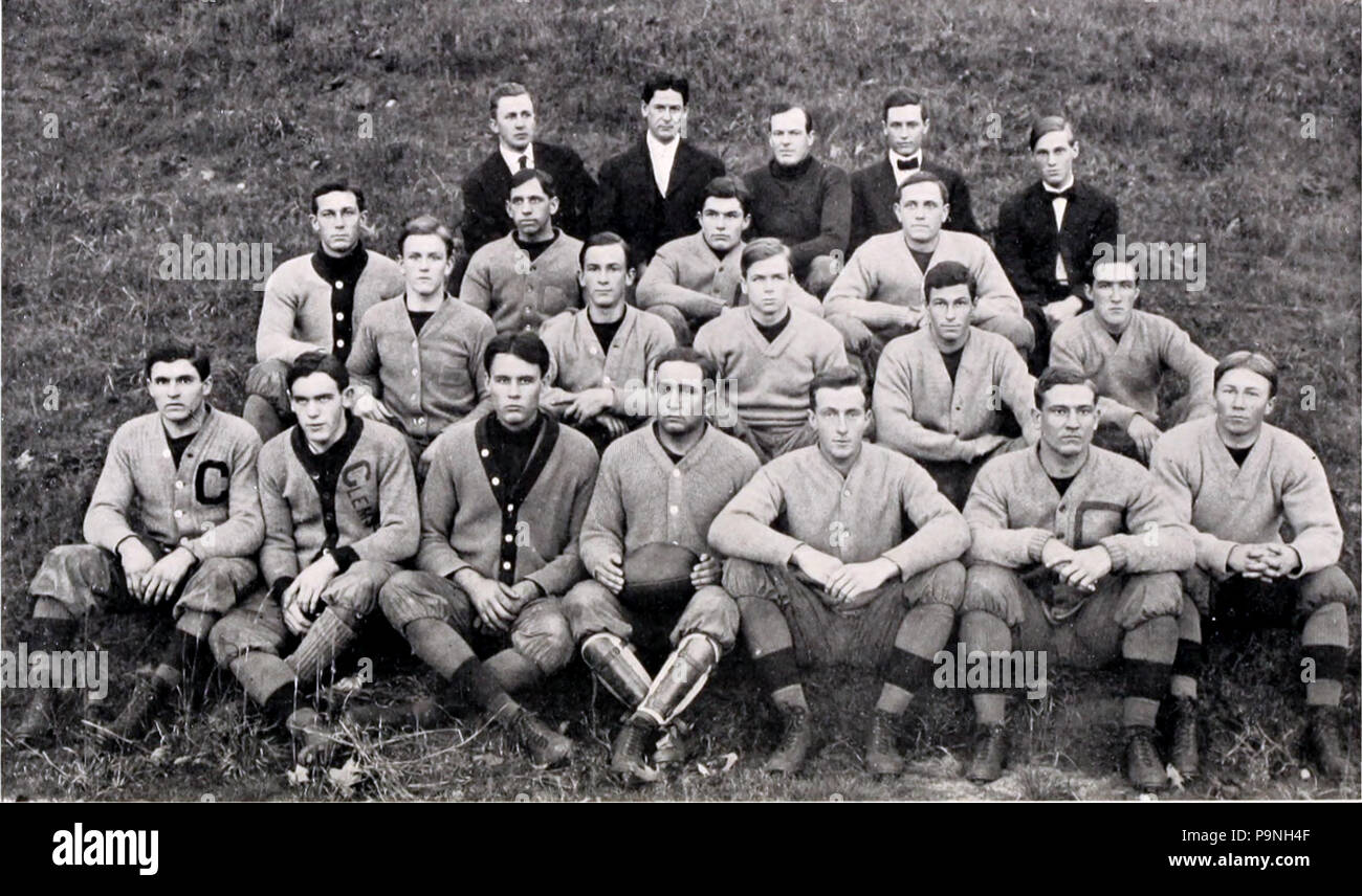 29 1909 Clemson Tigers football team (Taps 1910 Stock Photo - Alamy