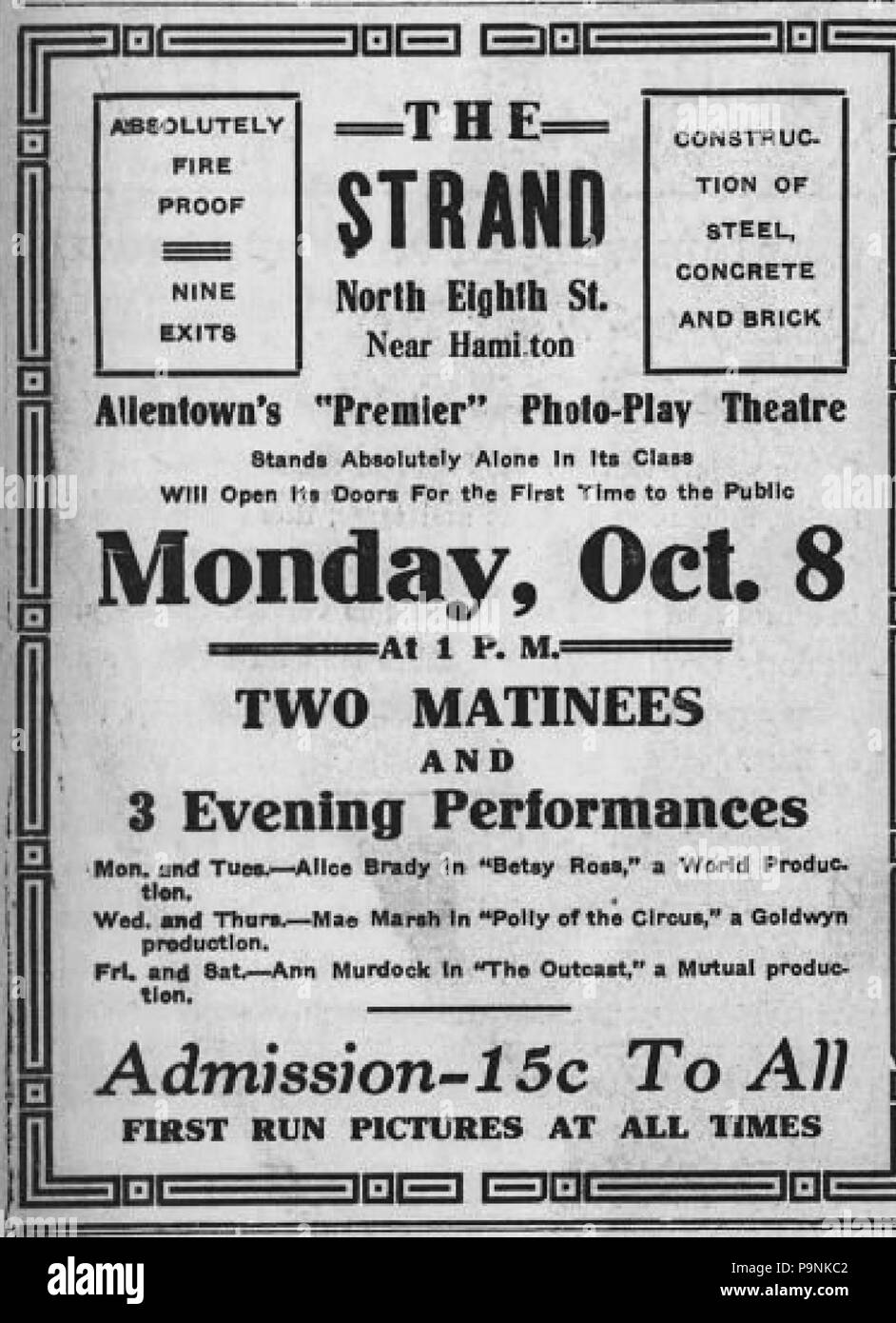 Theater opening Black and White Stock Photos & Images - Alamy