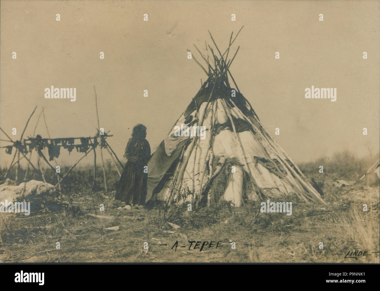 Native american tepee hi-res stock photography and images - Alamy