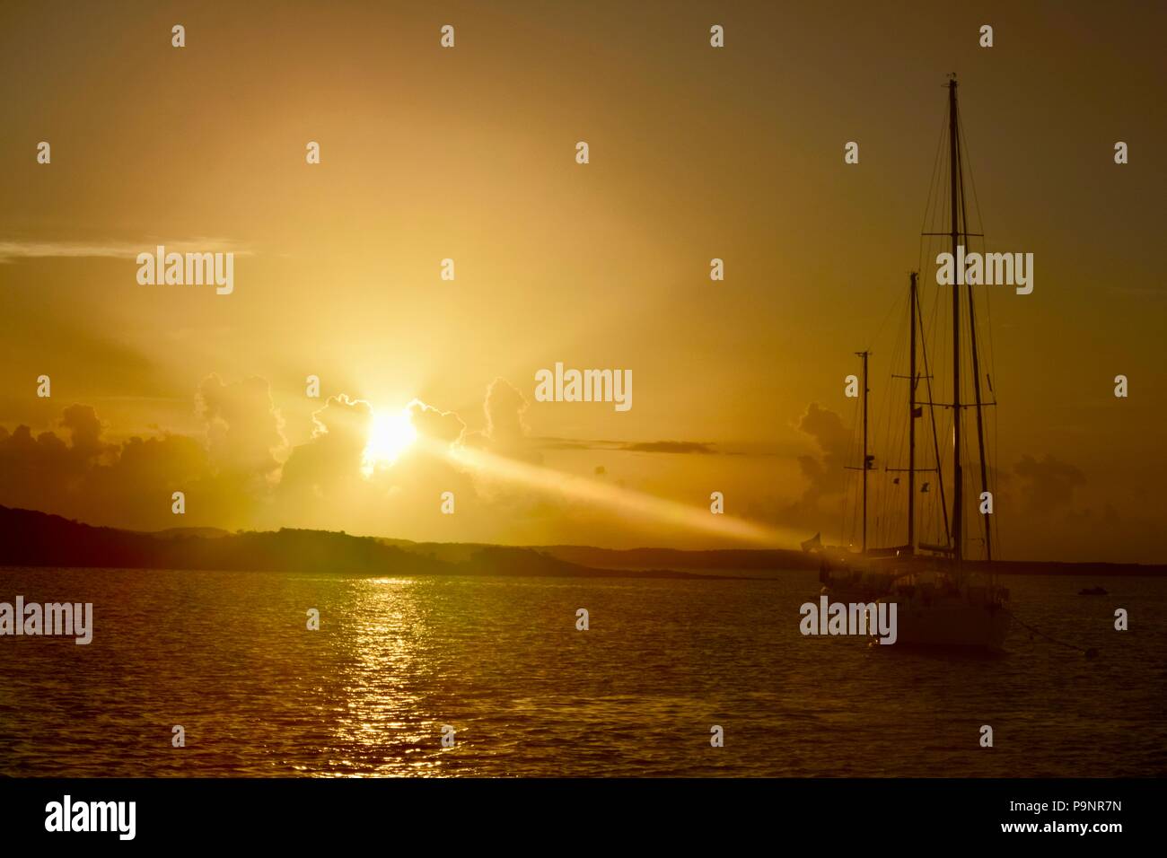 Bahamian water hi-res stock photography and images - Alamy