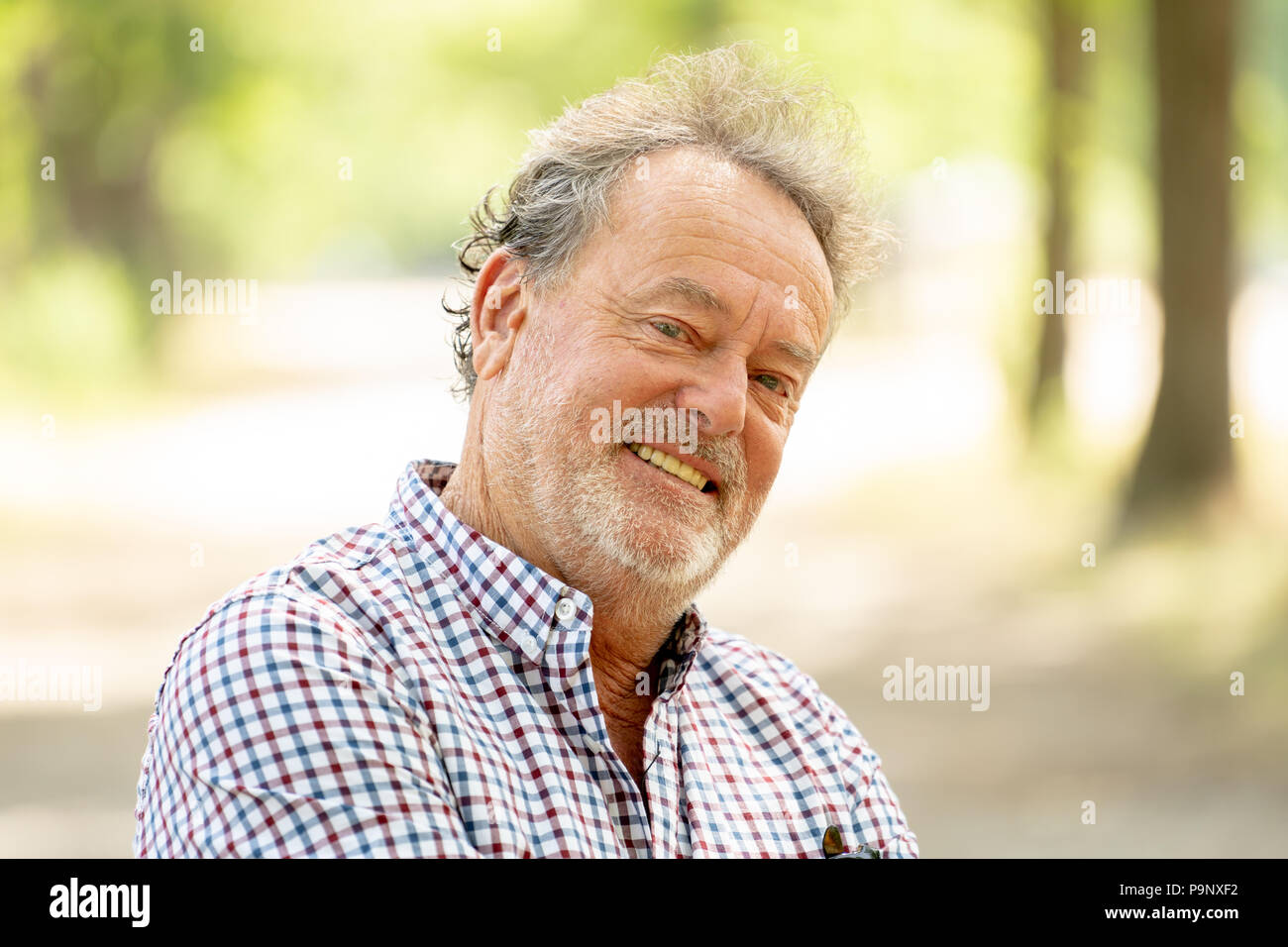 Embarrassing face hi-res stock photography and images - Alamy