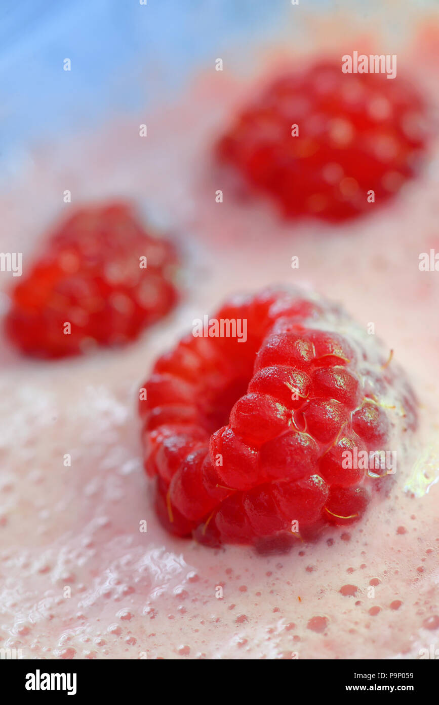 Healthy raspberry smoothie with yogurt Stock Photo - Alamy
