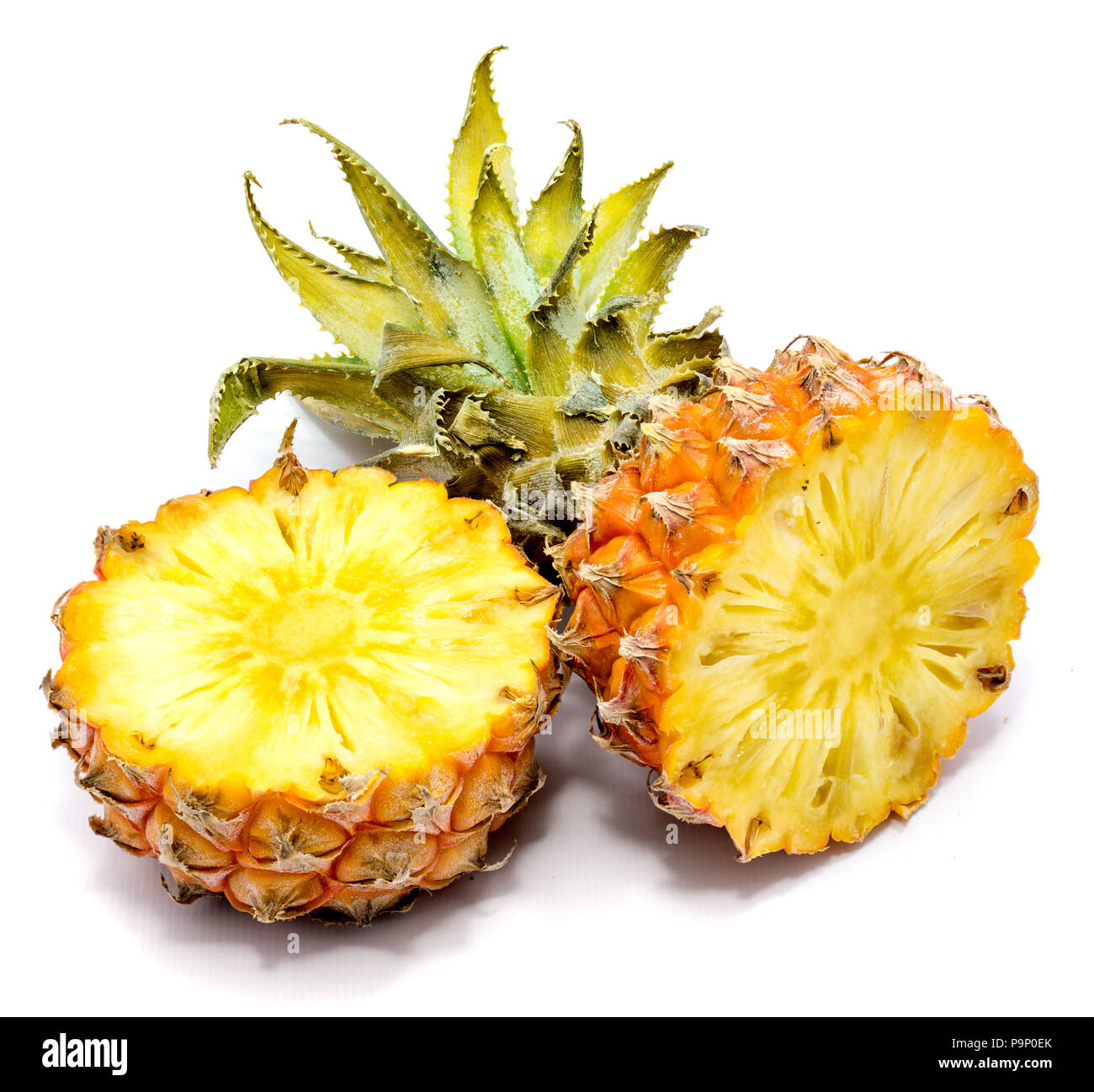 Leaves off pineapple hi-res stock photography and images - Alamy