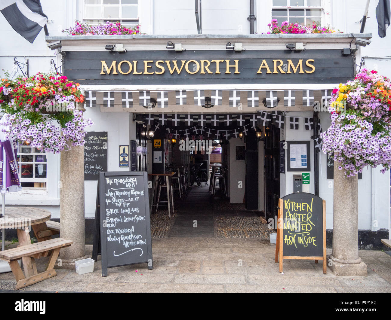 Molesworth arms wadebrigde cornwall hi-res stock photography and images ...