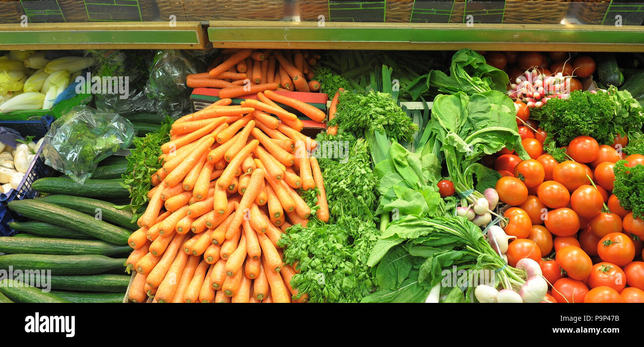 Show vegetables pile hi-res stock photography and images - Alamy