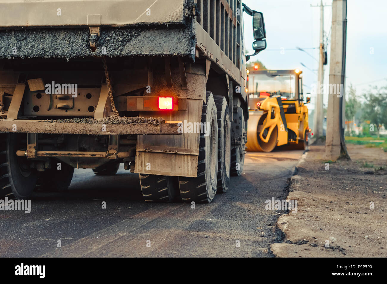 Machine laying asphalt part road hi-res stock photography and images ...
