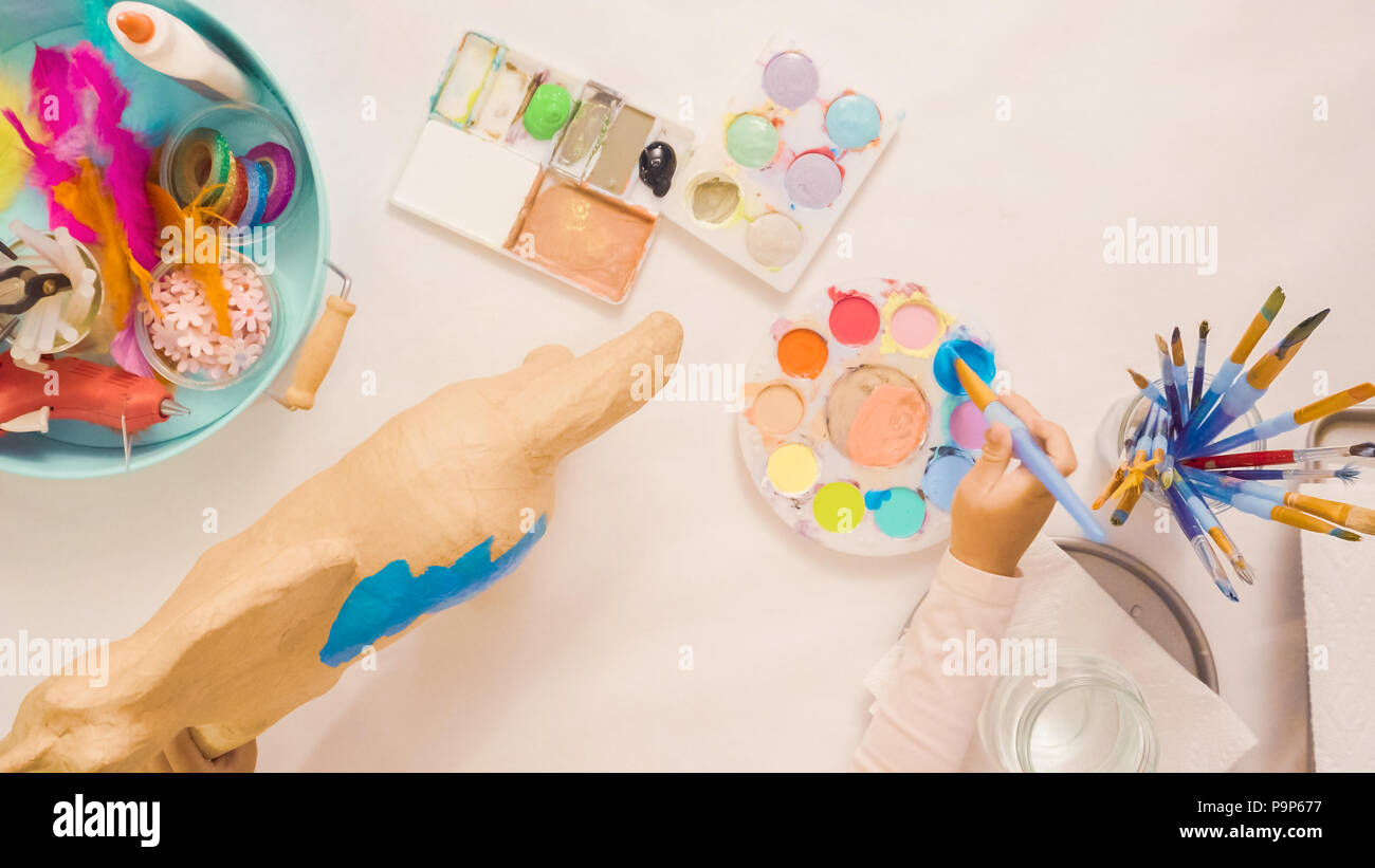 Paper mache craft step hi-res stock photography and images - Alamy