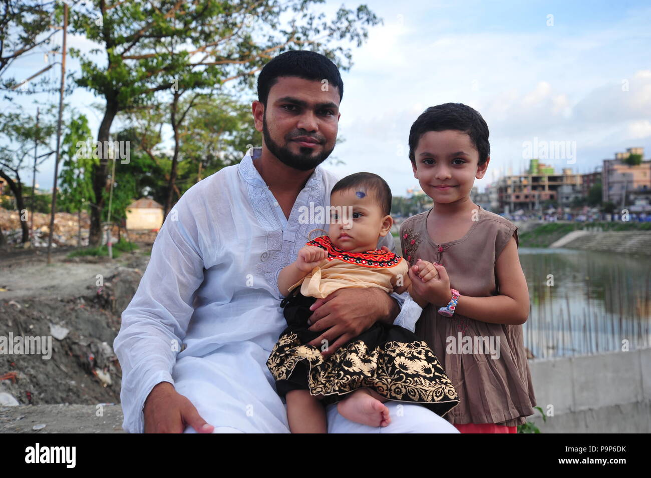 Father and child in Bangladesh Stock Photo - Alamy