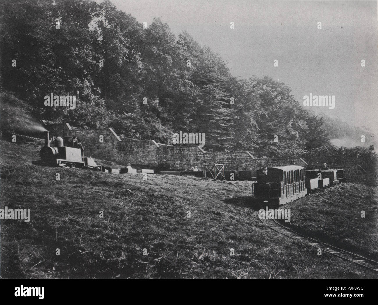 Minimum radius hi-res stock photography and images - Alamy