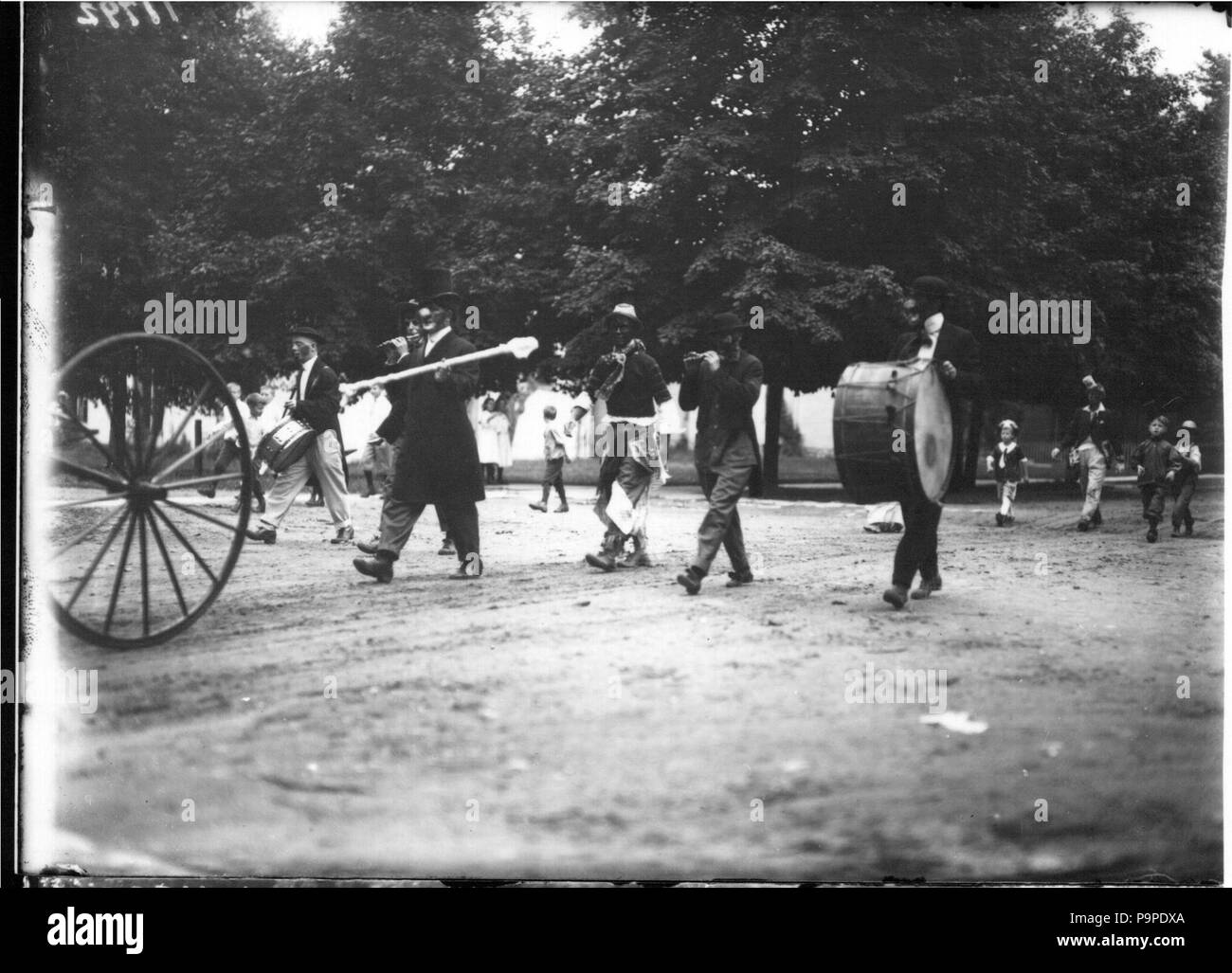Band atmosphere Black and White Stock Photos & Images - Alamy