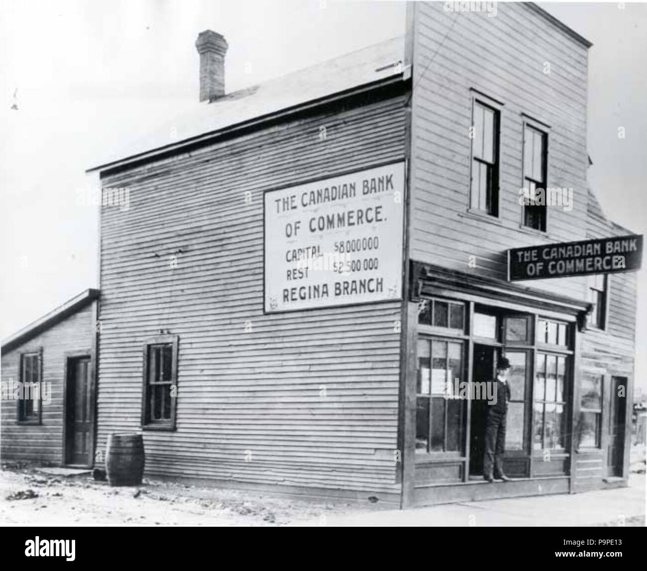 Banking historical 1900's hi-res stock photography and images - Alamy