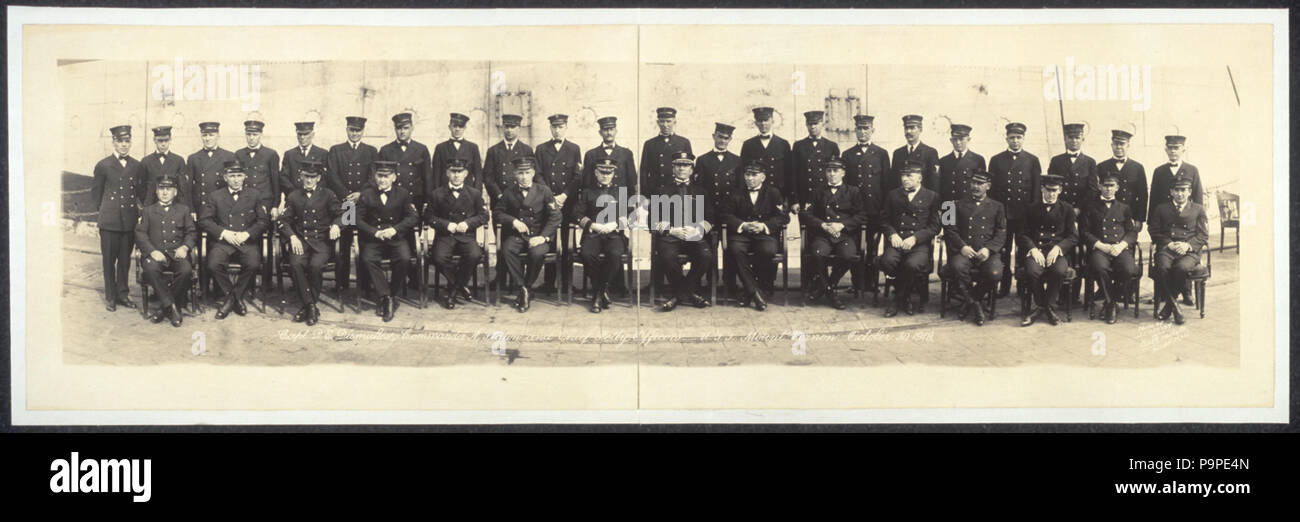 279 Capt. D. E. Dismukes, Commander A. Staton and Chief Petty Officers ...