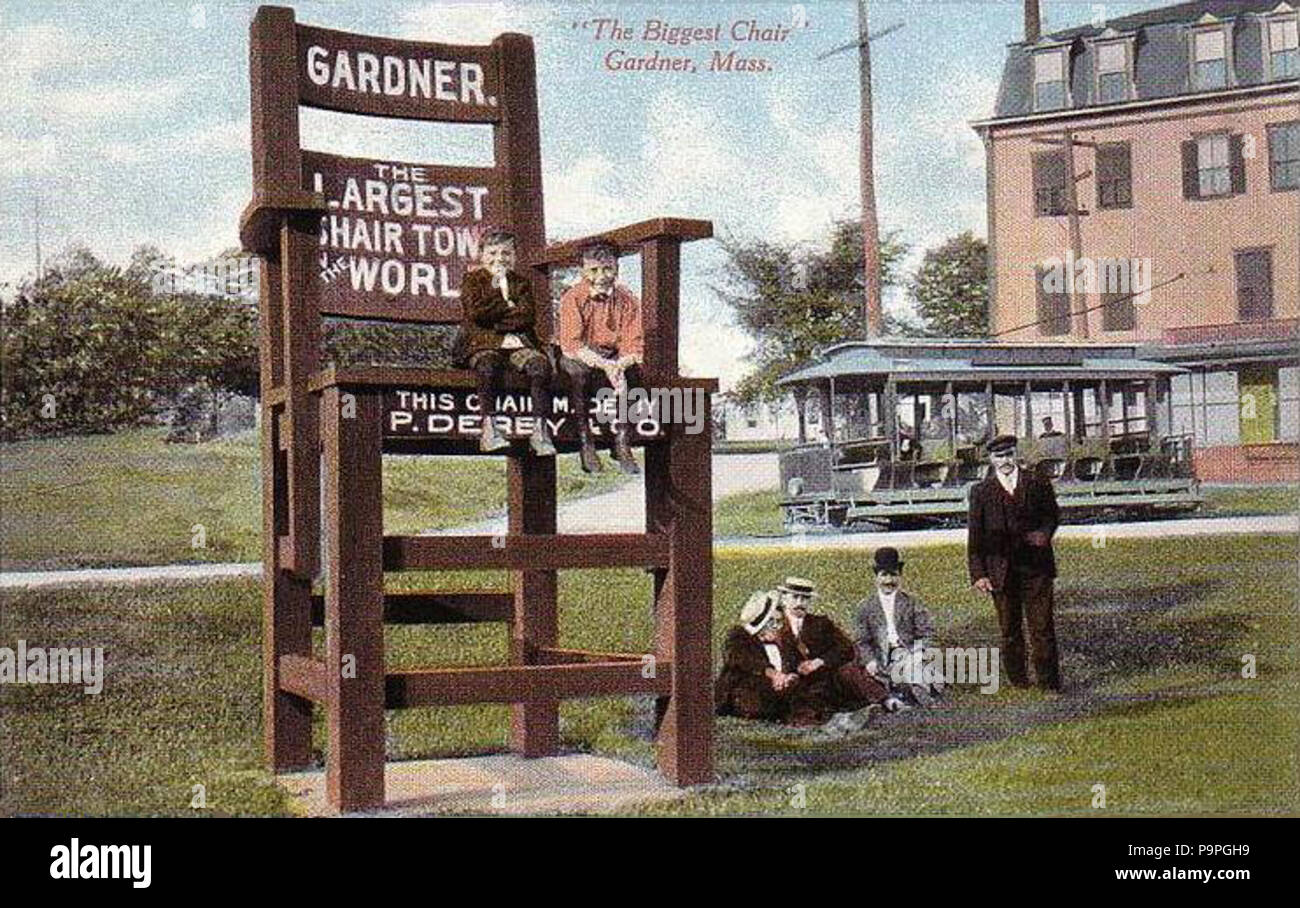 Tourist spot giant chair hi-res stock photography and images - Alamy