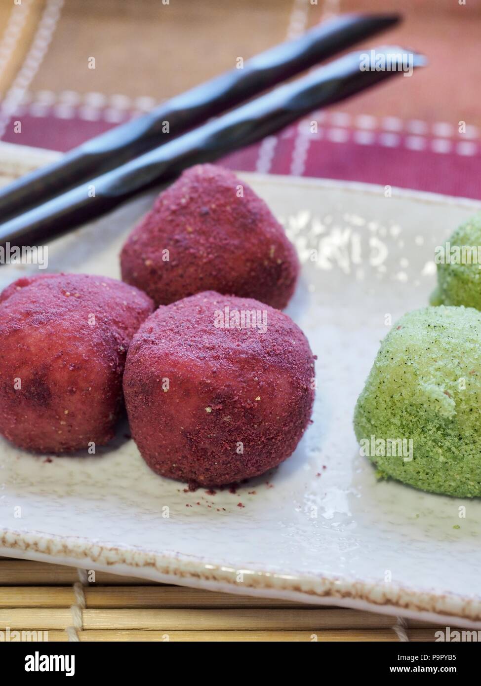 Korea rice cake red bean hi-res stock photography and images - Alamy