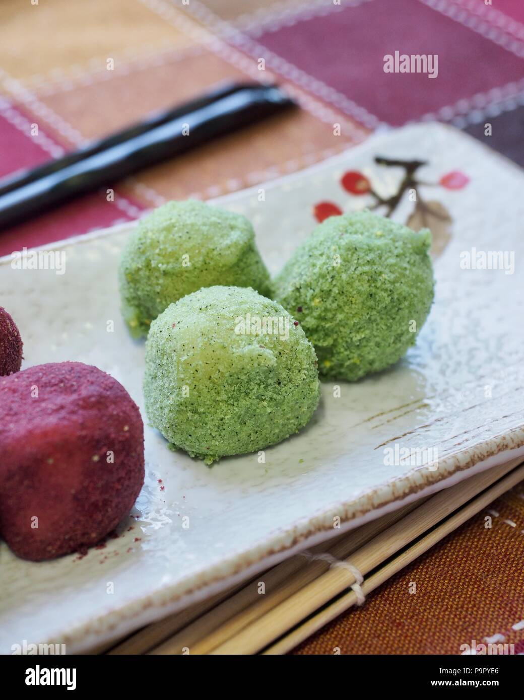 Korea rice cake red bean hi-res stock photography and images - Alamy