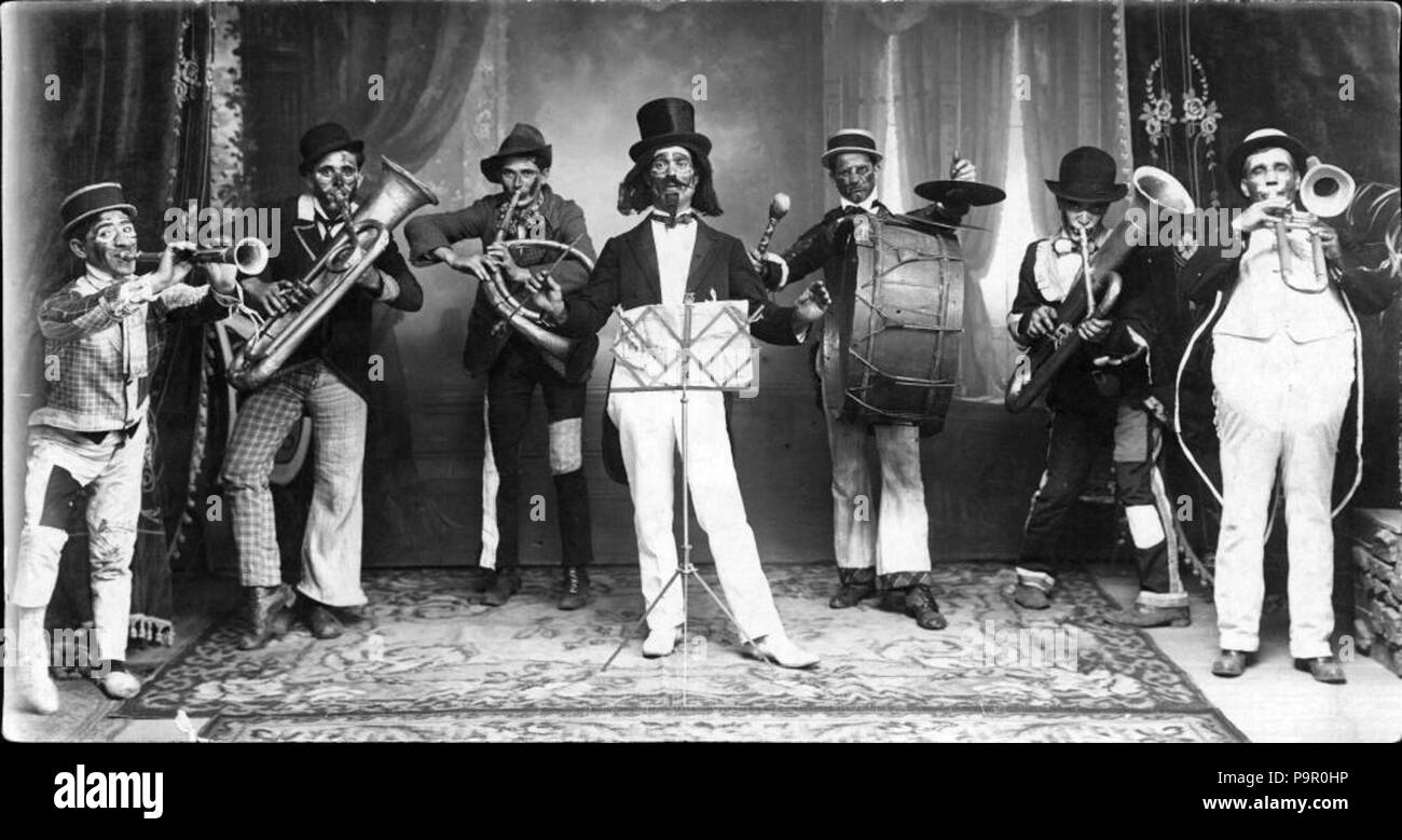 Murga argentina hi-res stock photography and images - Alamy