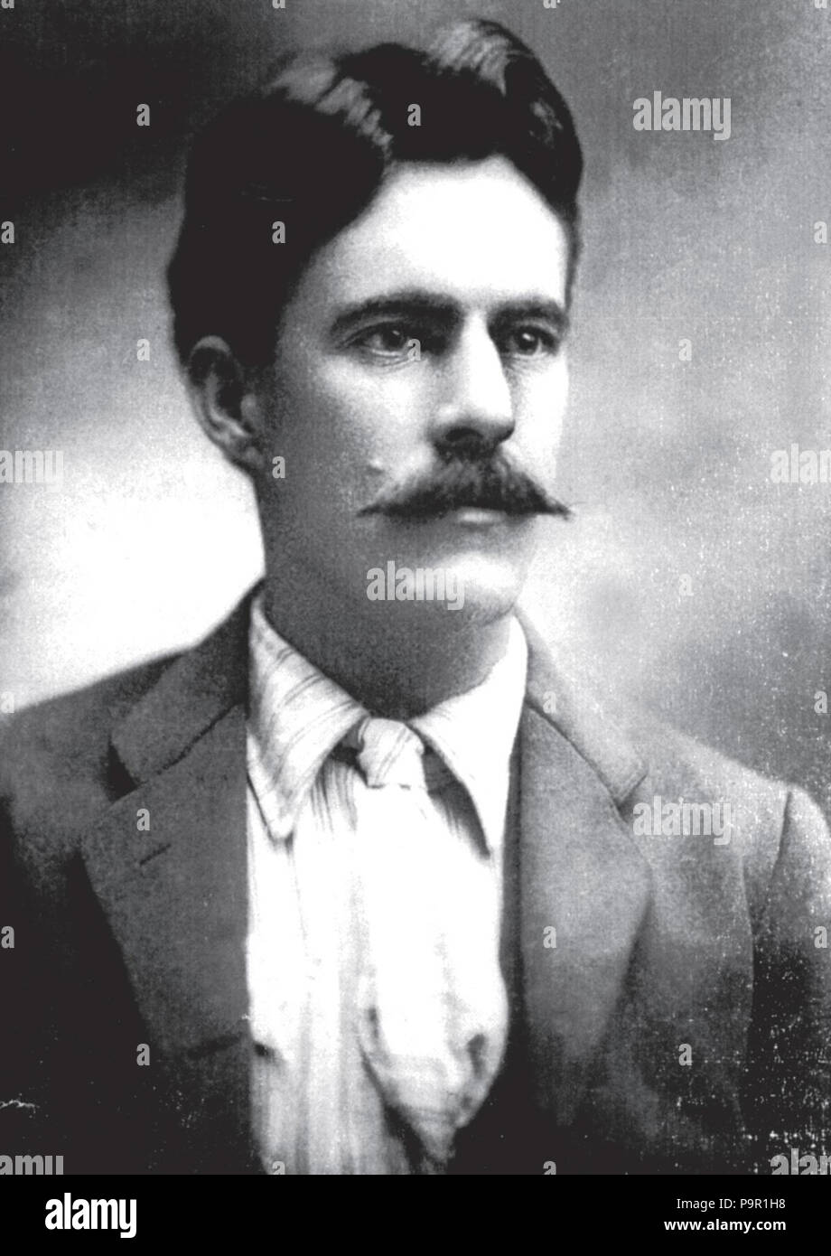 Captain harry hi-res stock photography and images - Alamy