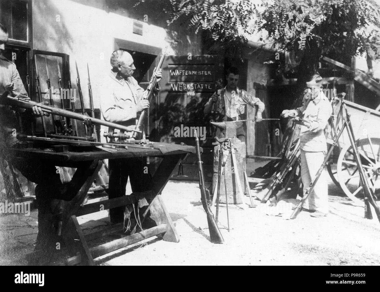 210 Blacksmith, weapon, gun, First World War, gunsmith Fortepan 54309 ...