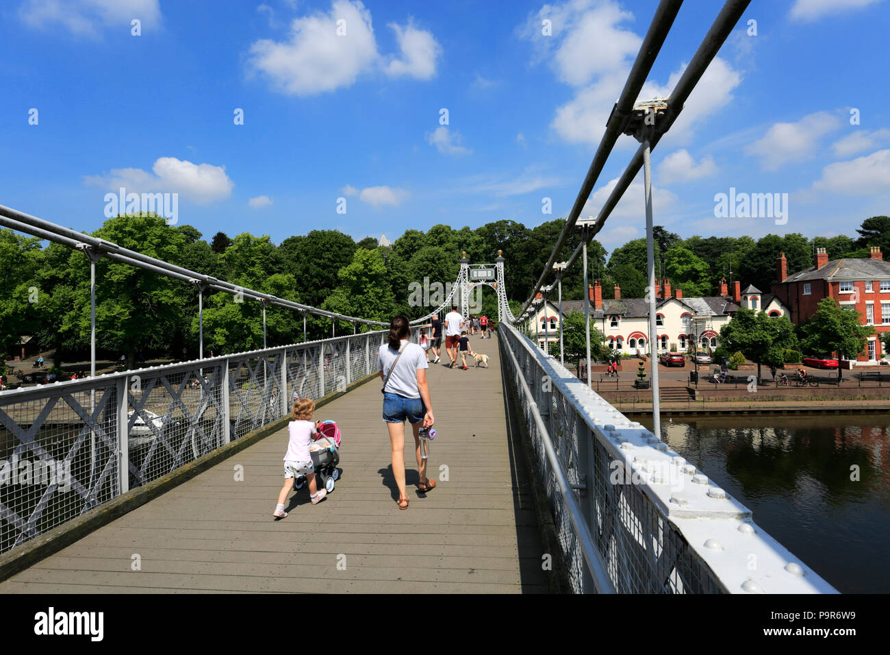 Queens park bridge hi-res stock photography and images - Alamy