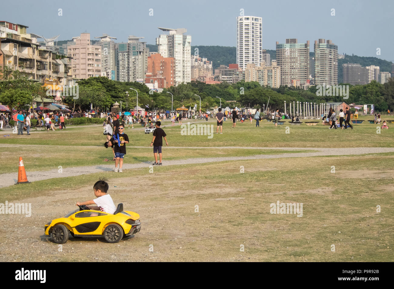 Damshui,Tamsui,port,sea,river,coast,coastline,Taipei,Taiwan,China ...