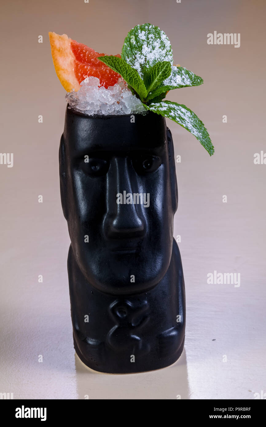 Hawaii cocktail bar drink Stock Photo - Alamy
