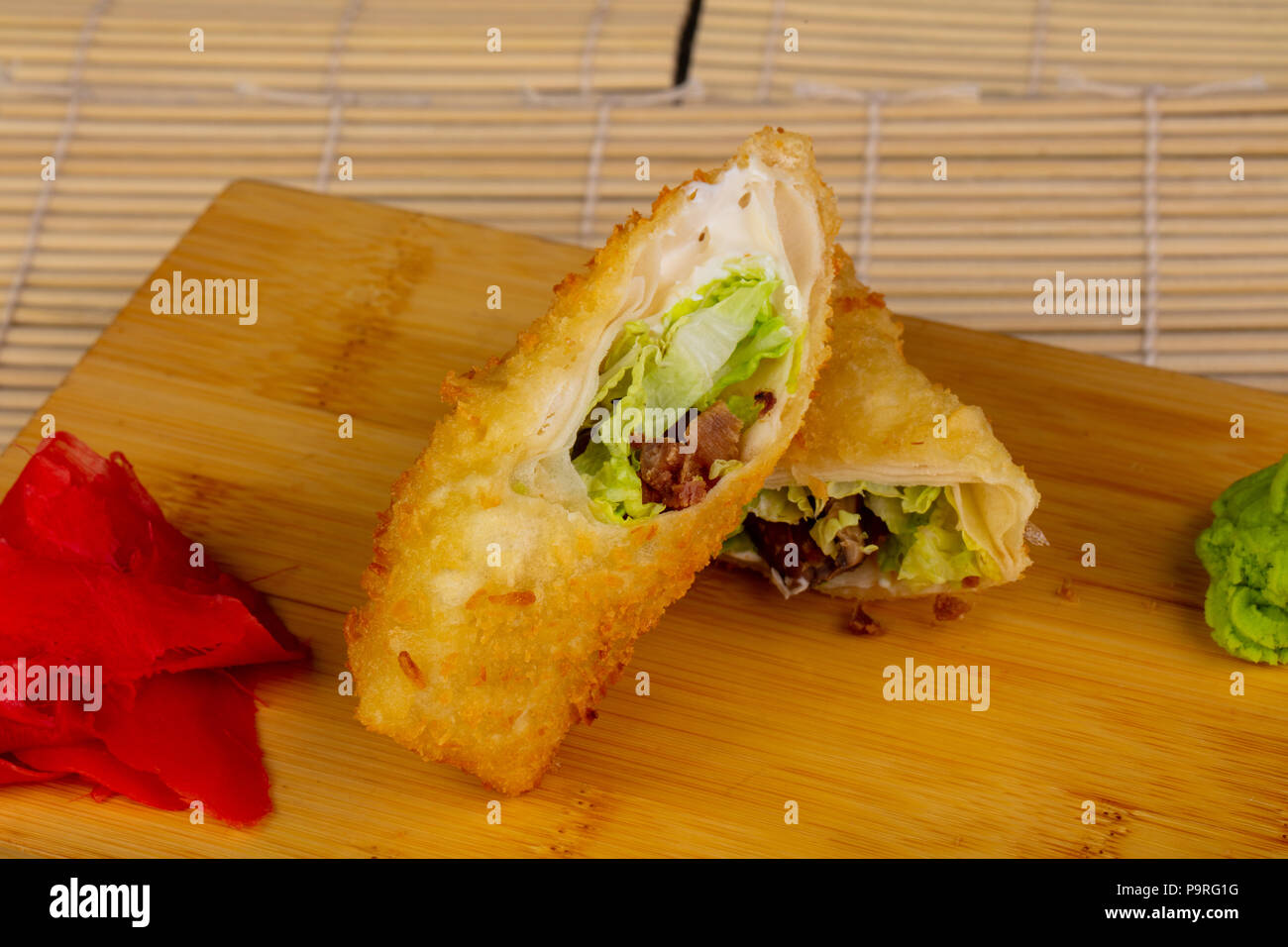 Delicious fried chicken spring roll Stock Photo - Alamy
