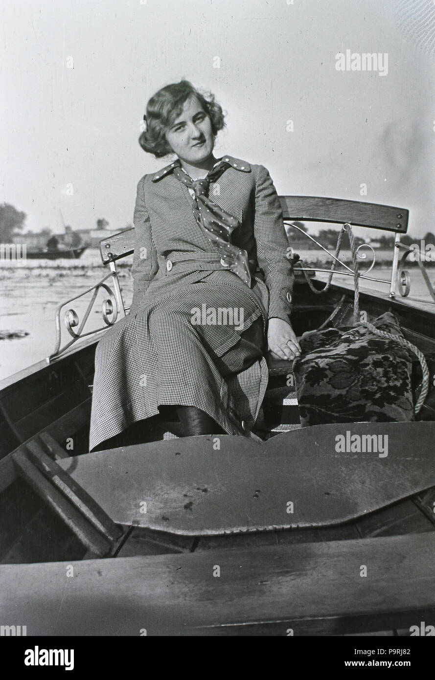 Early 1900s boating hi-res stock photography and images - Alamy