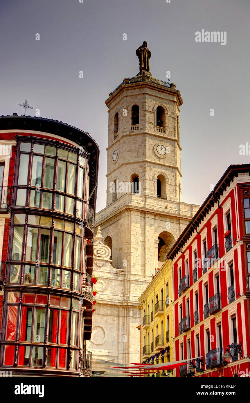 Cathedral and plaza of valladolid hi-res stock photography and images ...