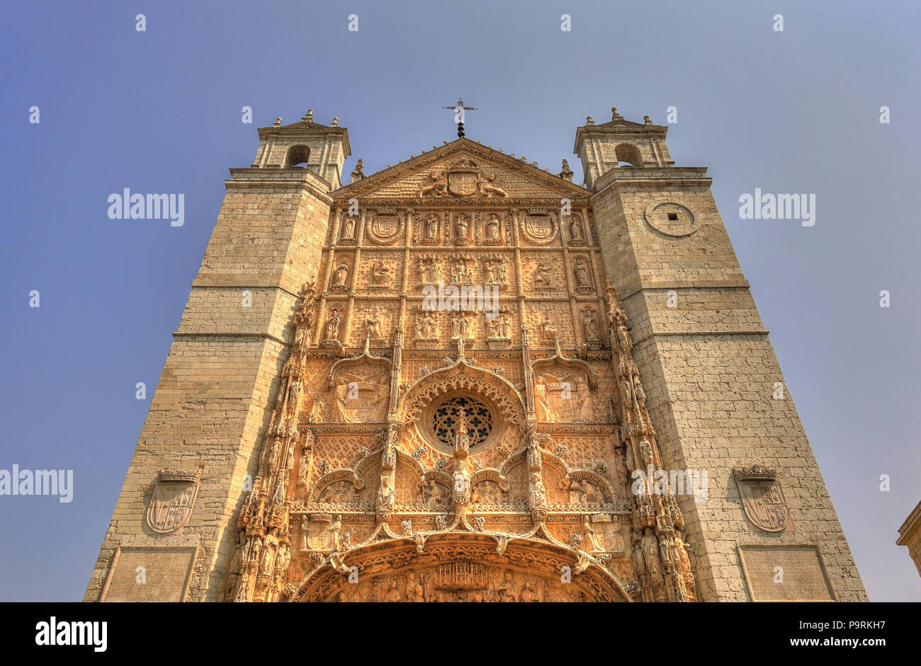 Cathedral and plaza of valladolid hi-res stock photography and images ...