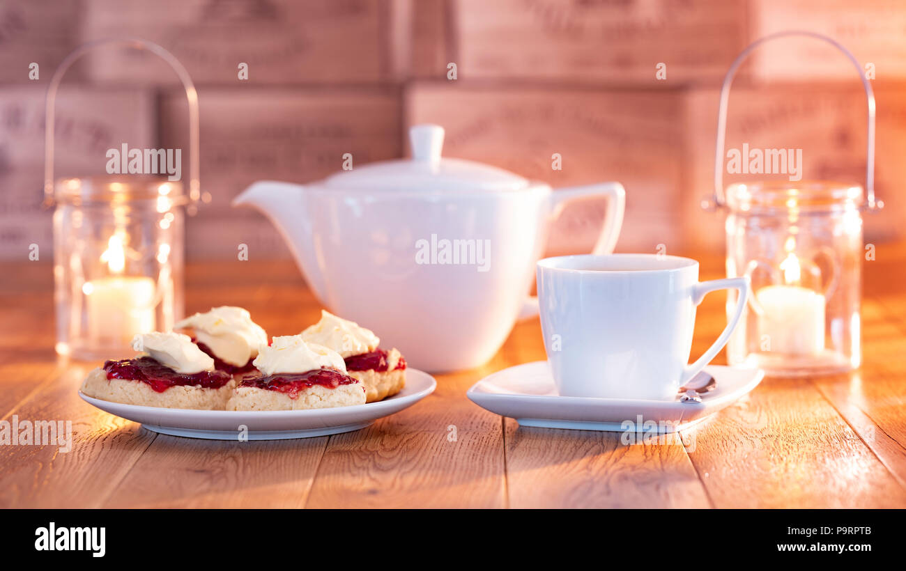 Cornish Cream Tea white crockery, tea pot, cups and saucers Stock Photo ...