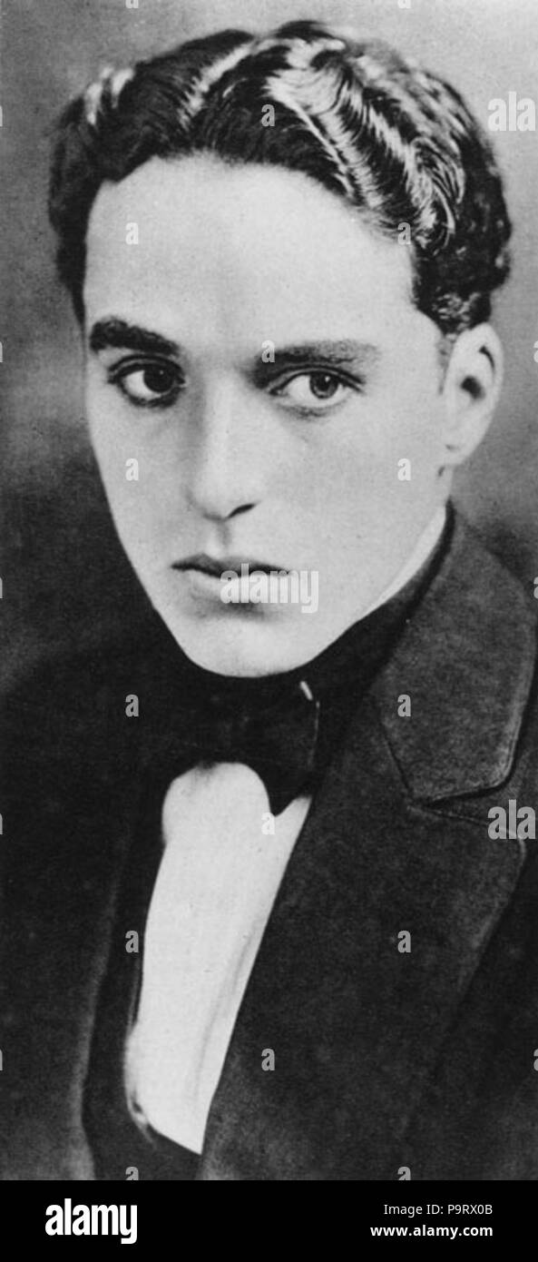Portrait of charlie chaplin hi-res stock photography and images - Alamy