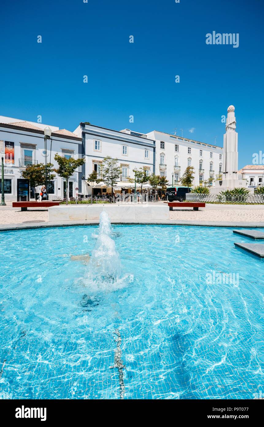 Albufeira square hi-res stock photography and images - Alamy