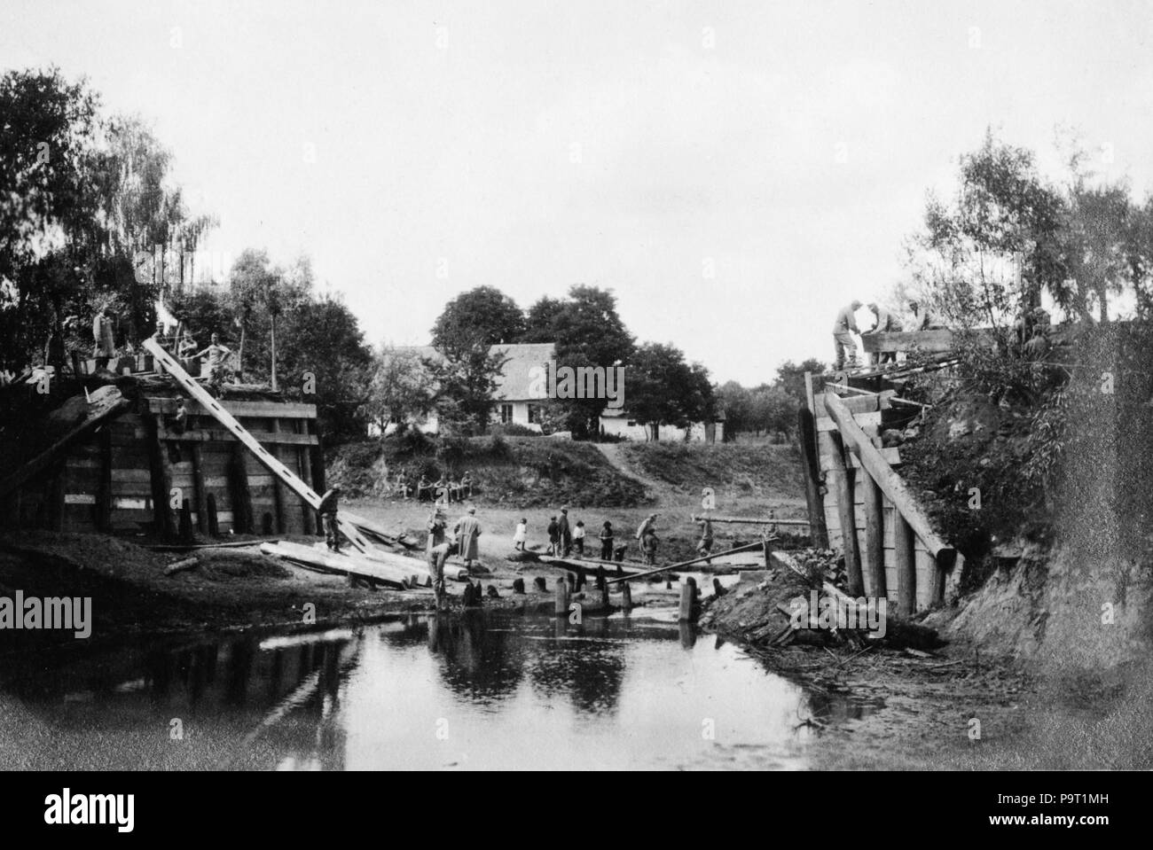 246 Bridge building, sapper, First World War, shore Fortepan 73349 ...