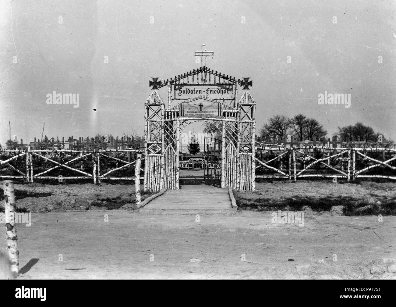 Cemetery grounds grave Black and White Stock Photos & Images - Alamy