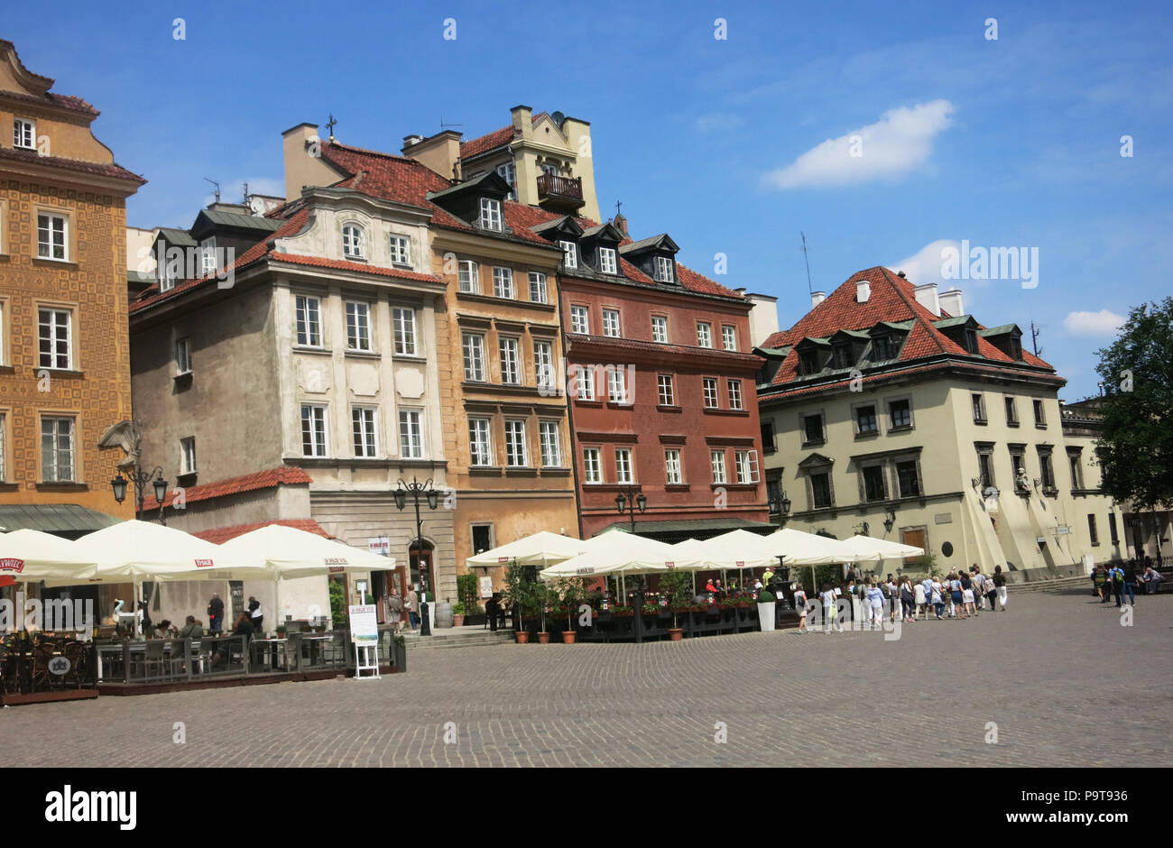 Terraces of cafe restaurant, old town, Warsaw, poland Stock Photo - Alamy