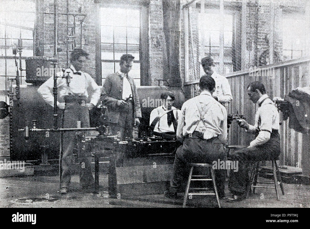 Class 1898 hi-res stock photography and images - Alamy