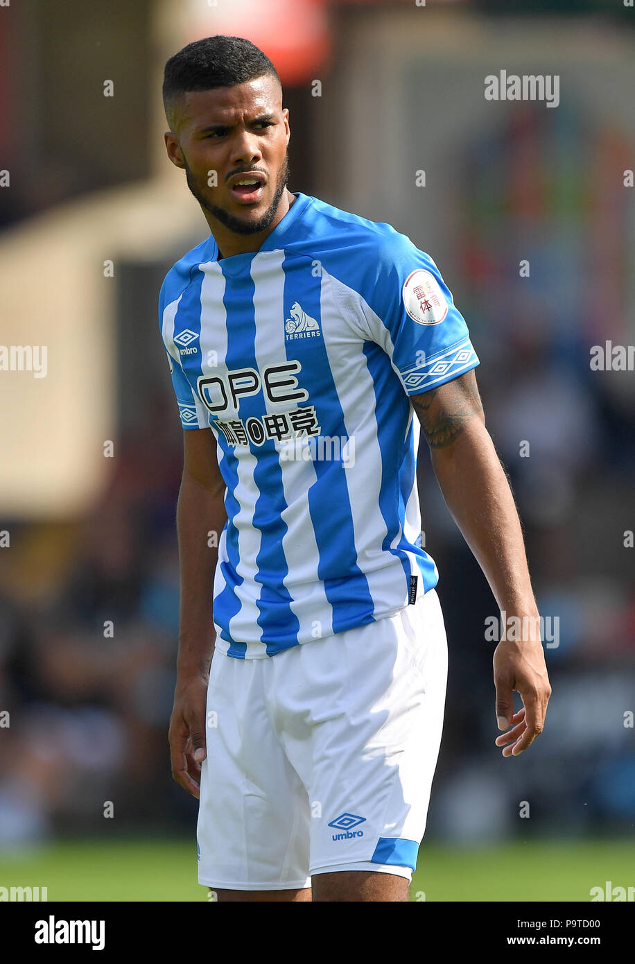 Huddersfield Town's Elias Kachunga Stock Photo - Alamy