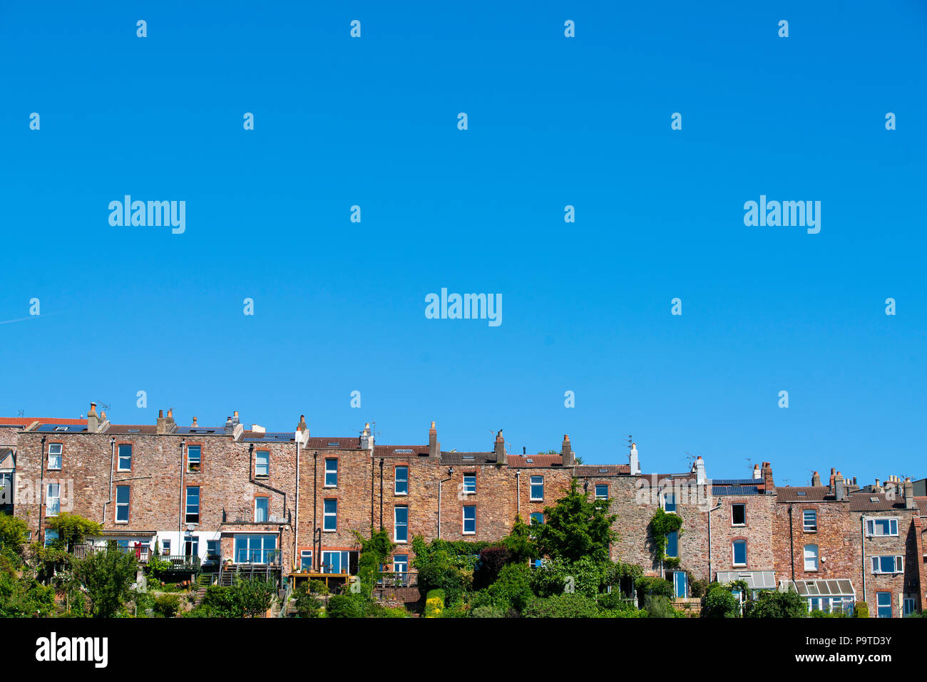 Red brick row houses hi-res stock photography and images - Alamy