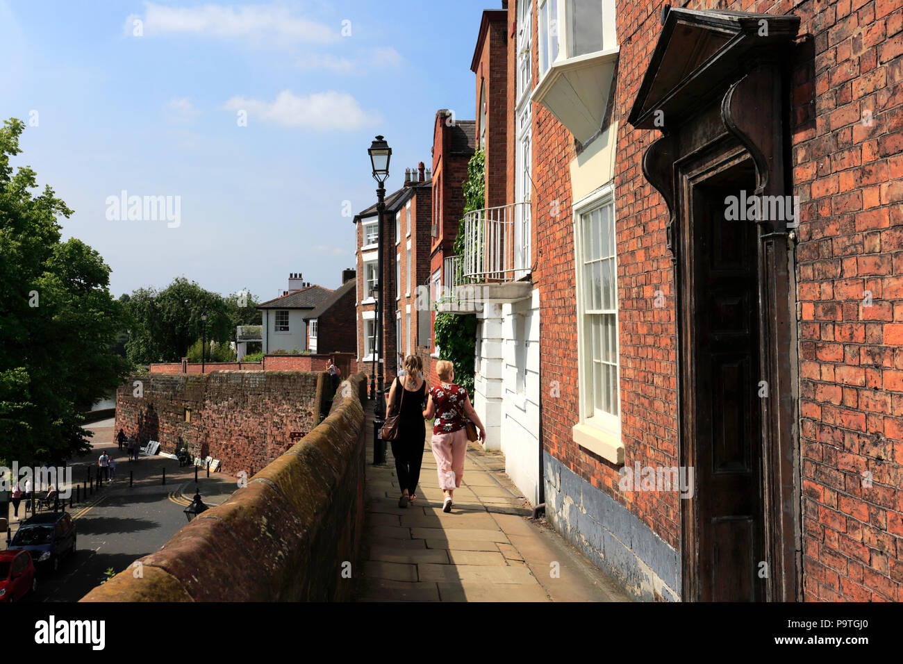 Roman walls chester hi-res stock photography and images - Alamy