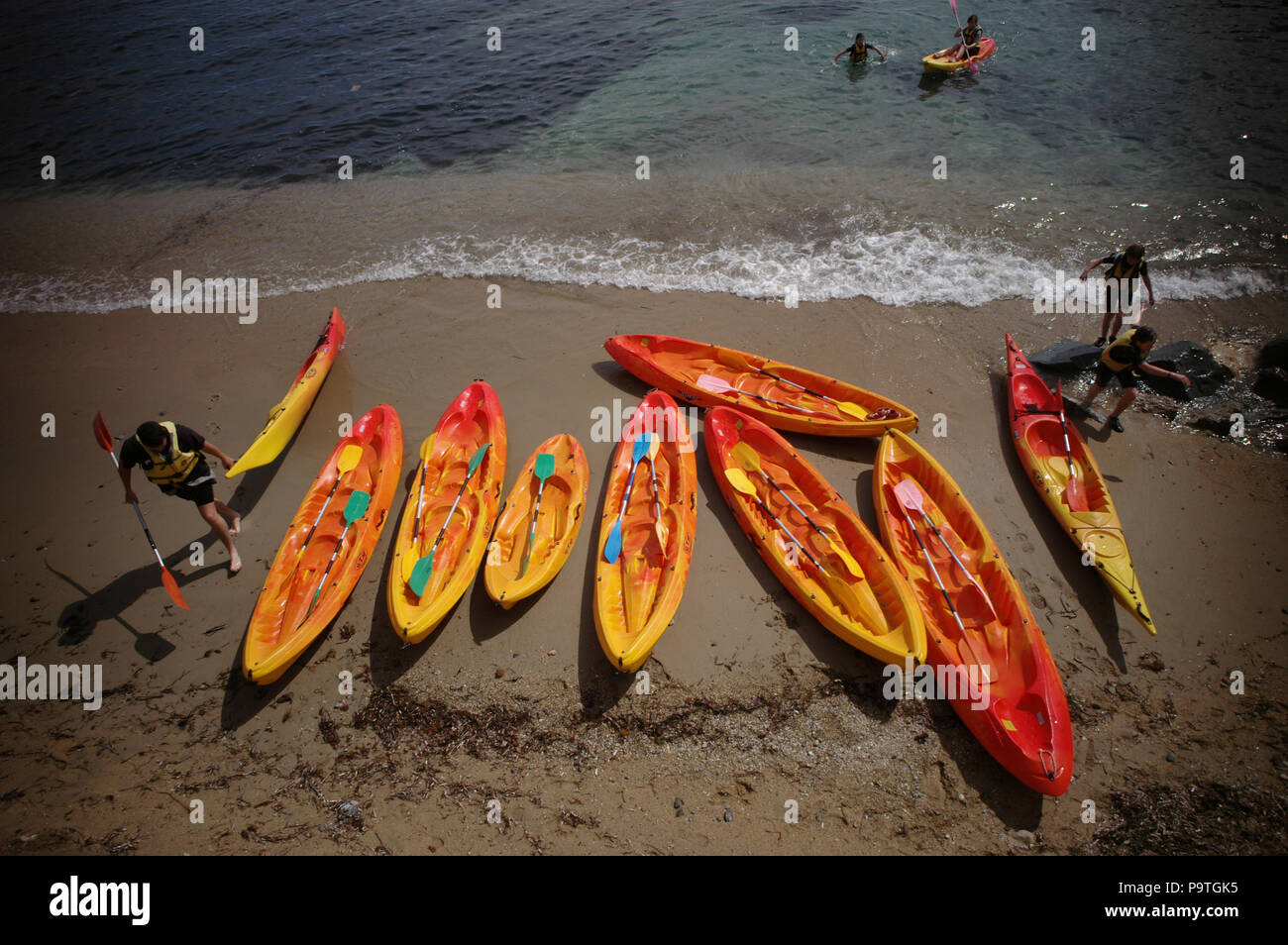 SEA KANOE ON THE BEACH - KAYAK DE MER SUR LA PLAGE - FRENCH RIVIERA ...