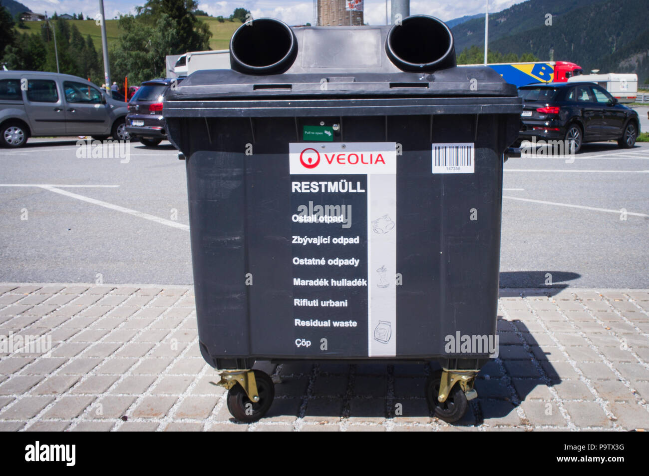 motorway service area, unsorted residual waste, container VEOLIA ...