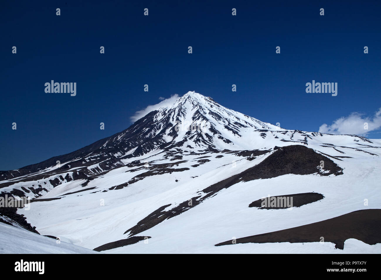 Koryaksky volcano, Kamchatka Stock Photo - Alamy