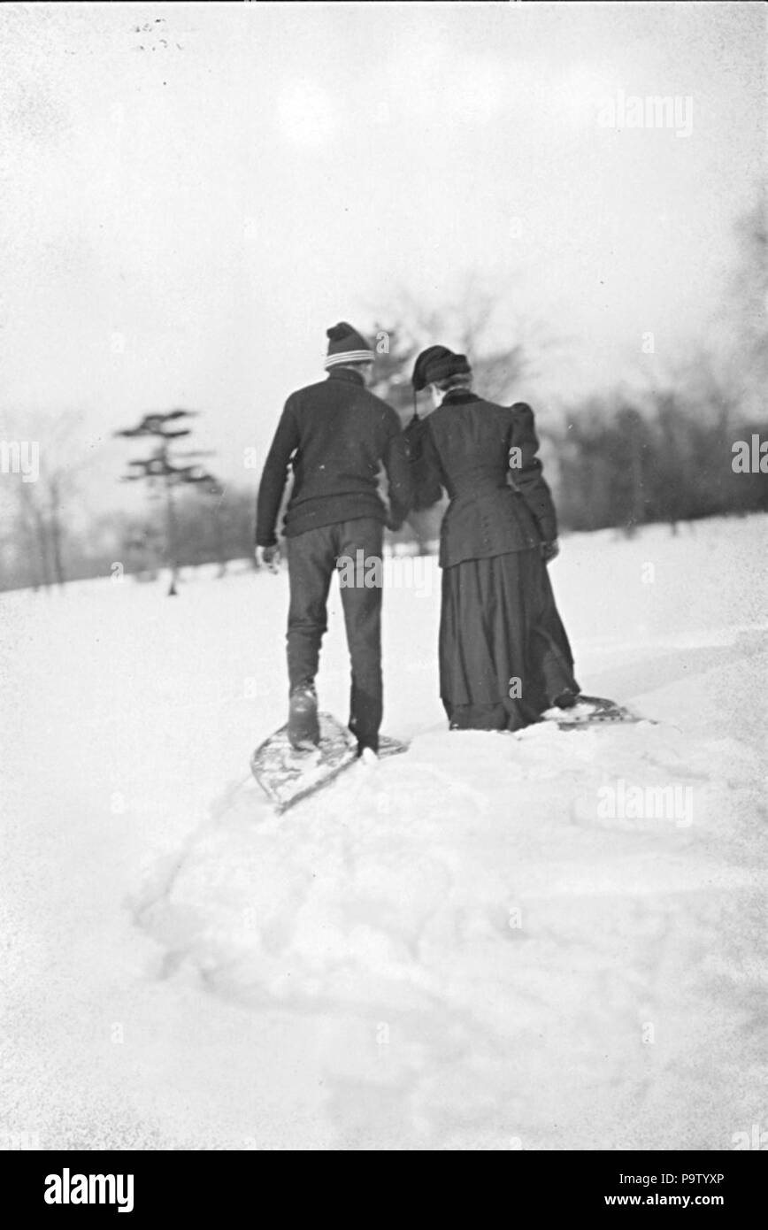 Couple adventure Black and White Stock Photos & Images - Alamy