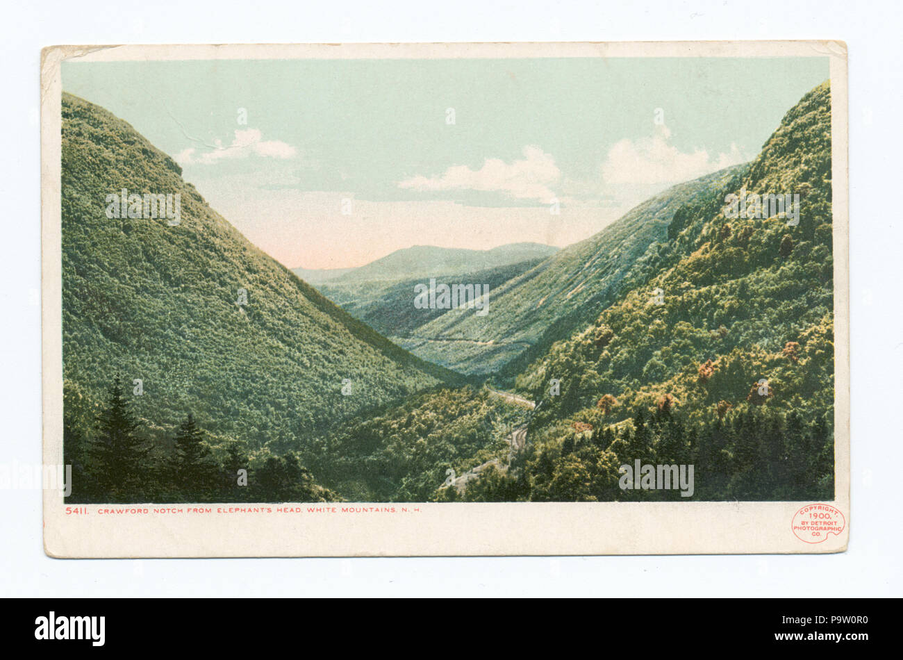 The notch of the white mountains hi-res stock photography and images ...