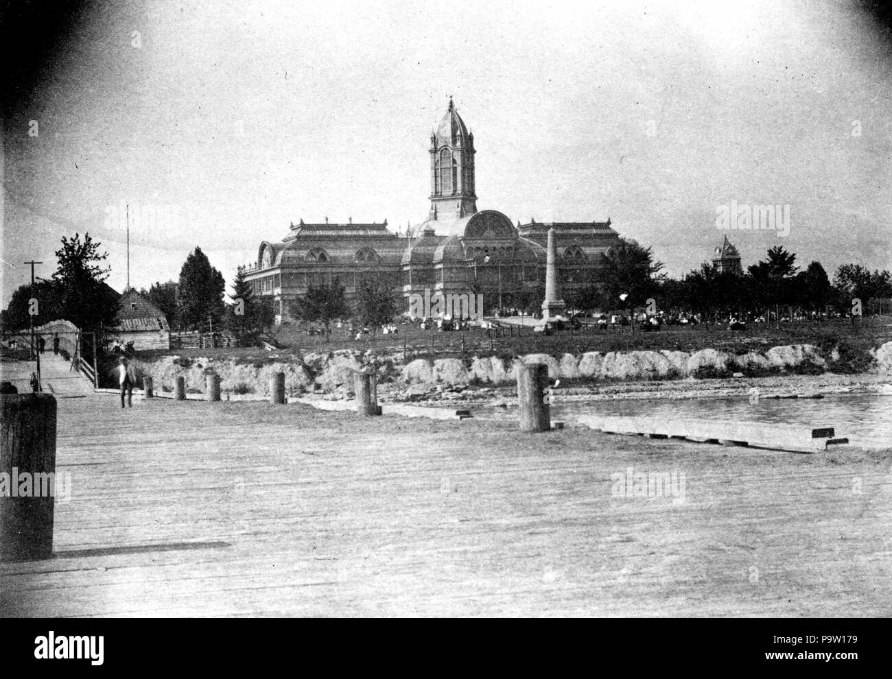 . English: Toronto's Second Crystal Palace. circa 1890s 359 Crystal ...