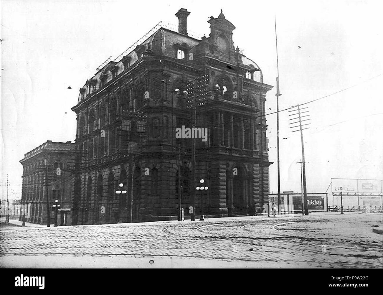 2 front Black and White Stock Photos & Images - Alamy