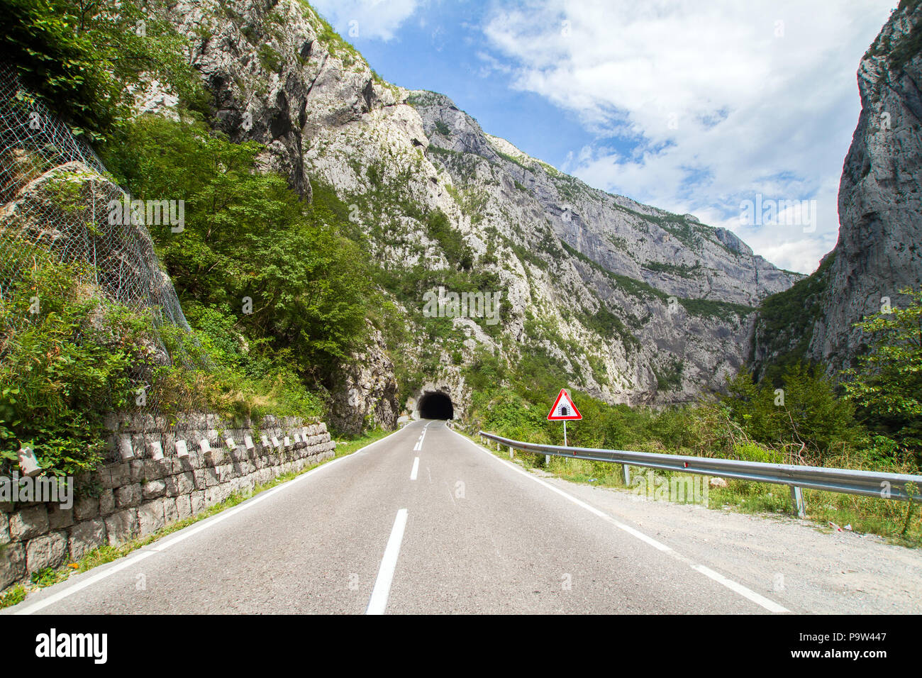 Montenegro road sign hi-res stock photography and images - Alamy