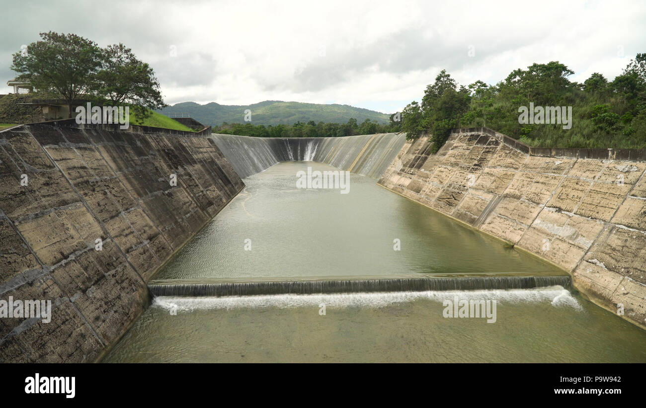 Dam on lake bohol philippines hi-res stock photography and images - Alamy