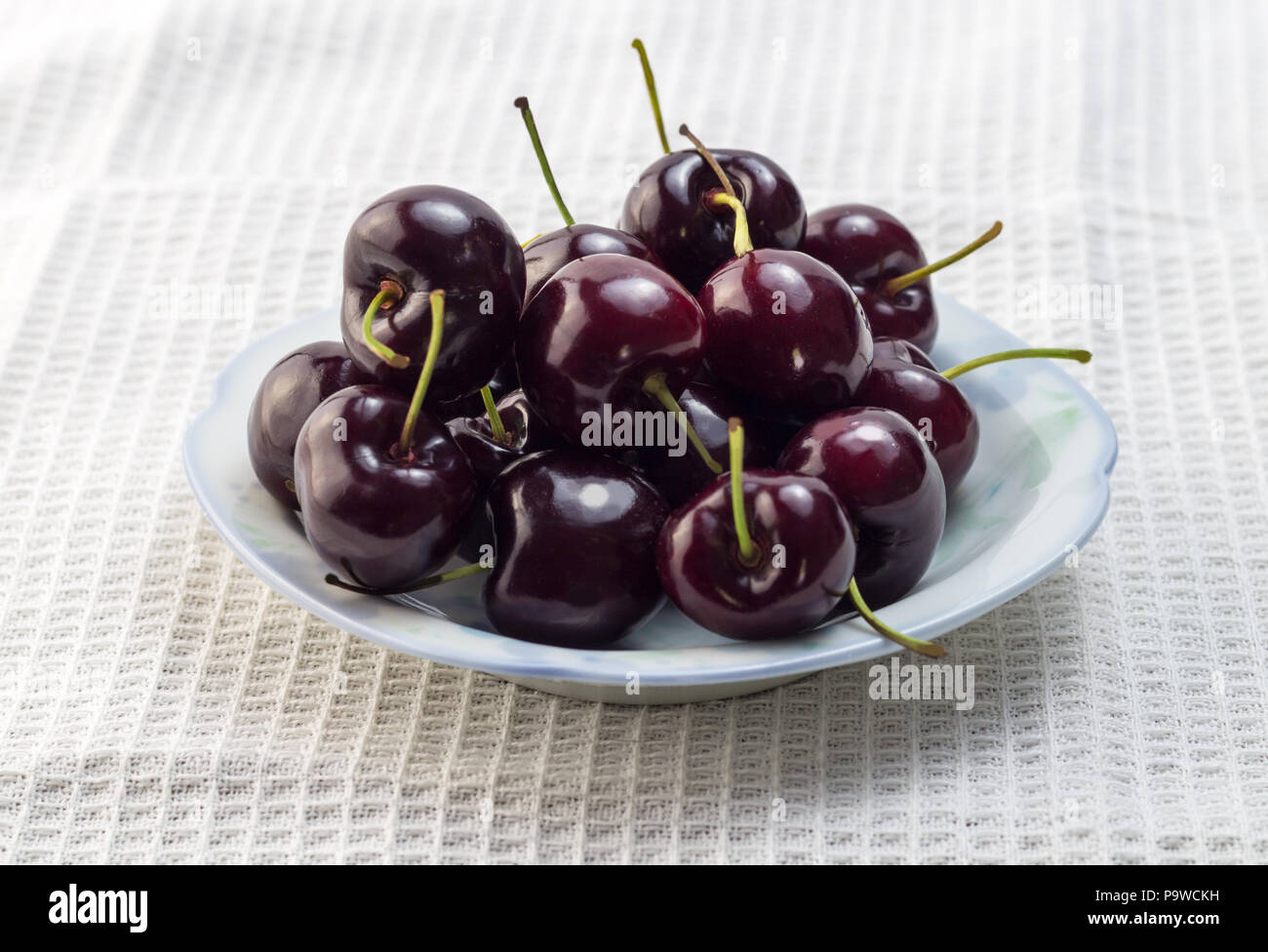 Black Cherries High Resolution Stock Photography and Images - Alamy