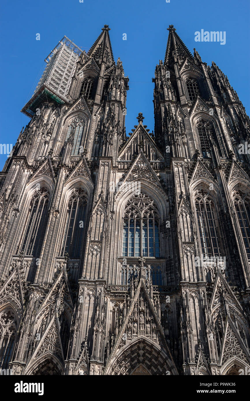 Gothic cathedral cologne hi-res stock photography and images - Alamy
